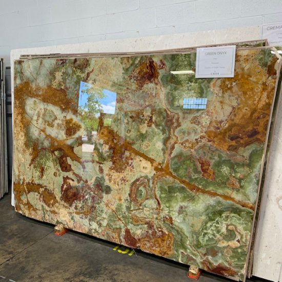 Green Onyx – Polished 2cm / 1899 – Calia Stone Boutique